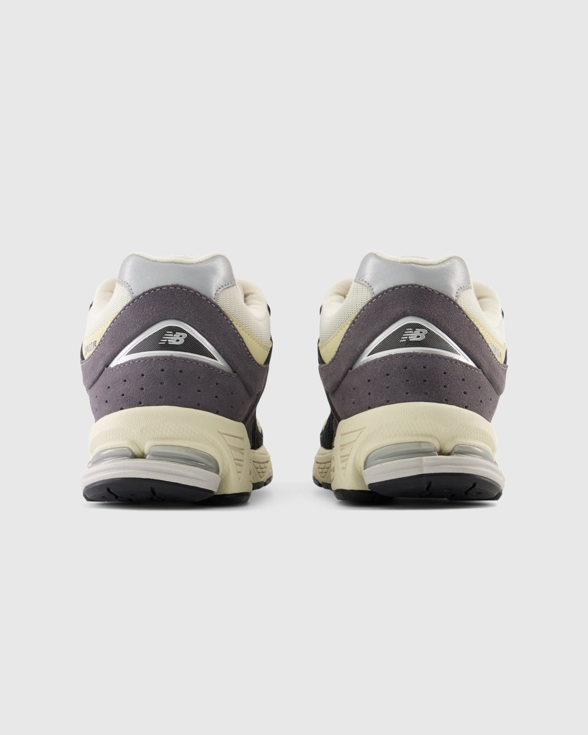 New Balance – M 2002 RSH Magnet | Highsnobiety Shop