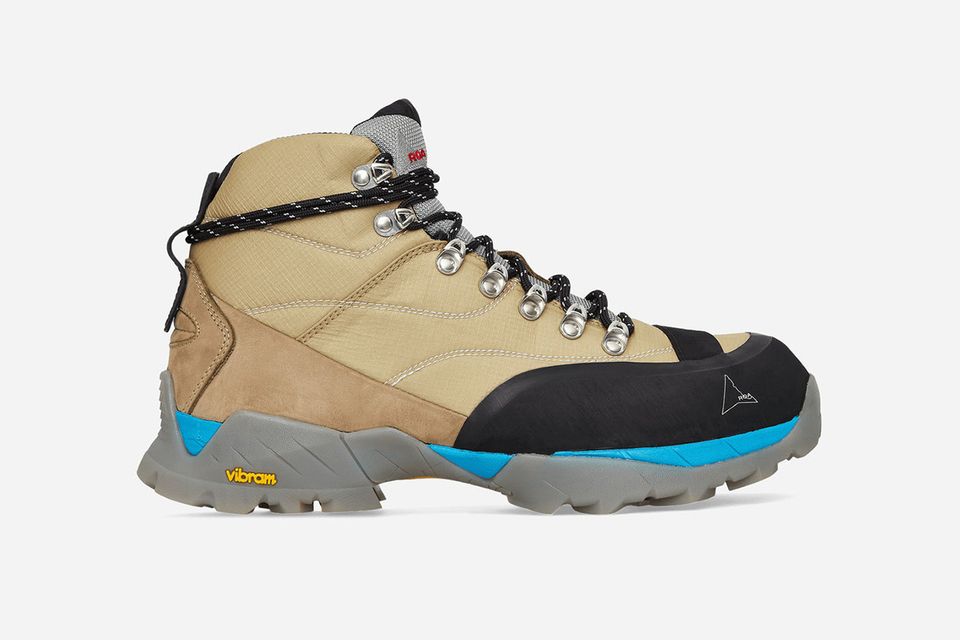 Our 8 Favorite ROA Hiking Boots to Shop Right Now