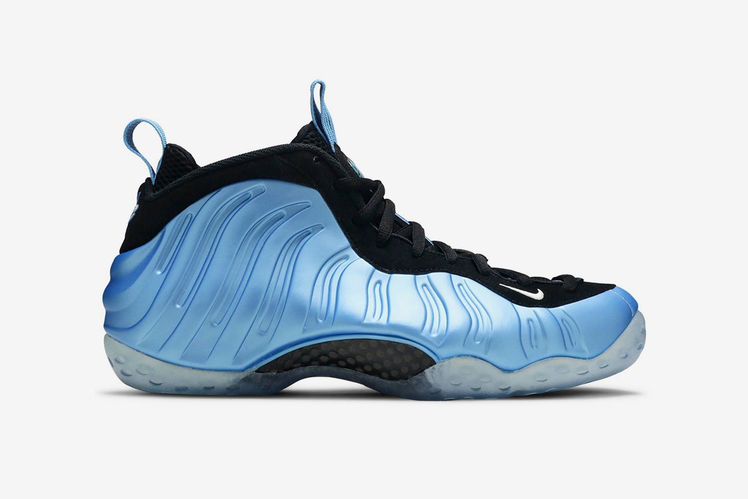 10 of the Best University Blue Nike Sneakers for Spring 2021