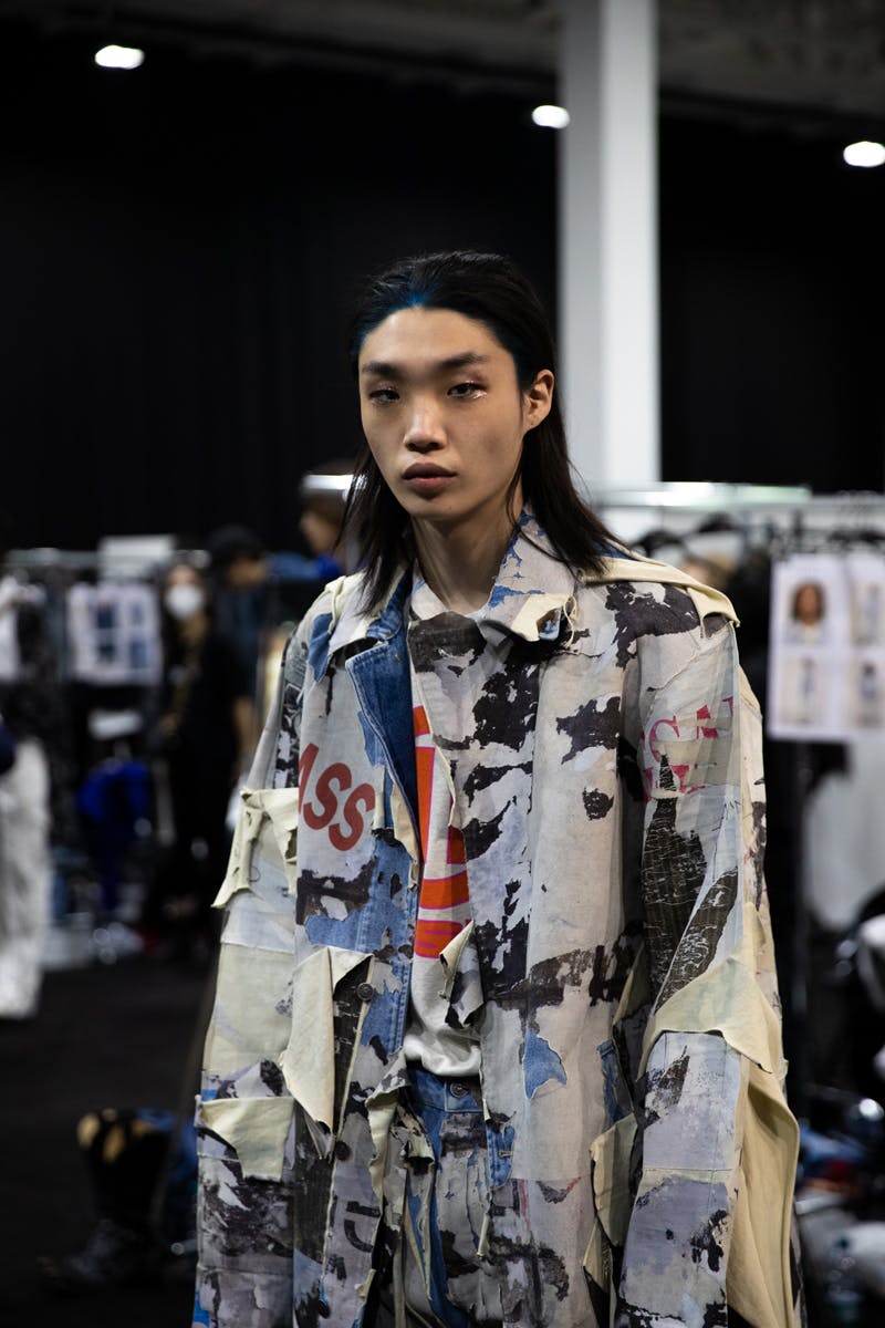 Distressed, Worn-Out Clothing Trends for Fall/Winter 2022