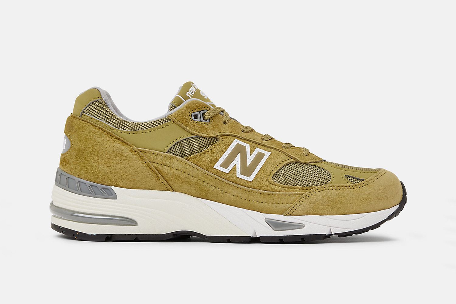 Shop 10 New Balance Classics in New Colorways Here