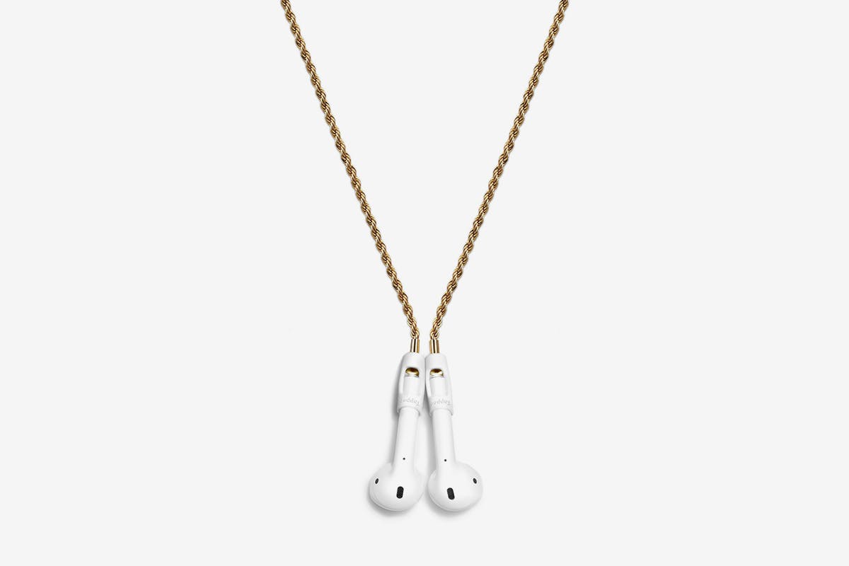 Tapper's '18K Gold' Airpod Chains Are Actually Affordable