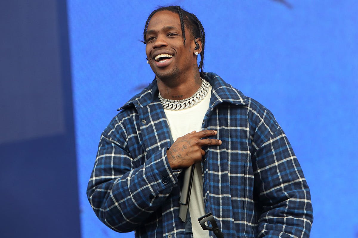 Travis Scott Celebrates No.1 Single by Giving Free Merch to Fans