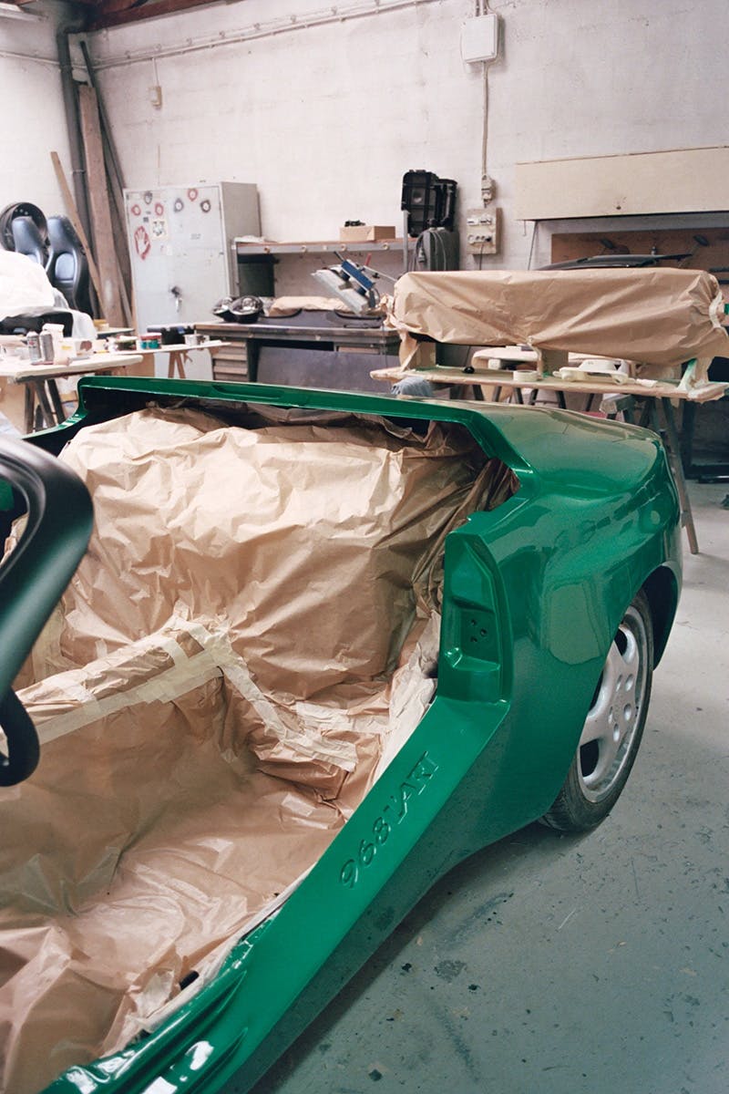 Porsche x L'Art de l'Automobile: The 270 KM/H Arthur Kar Interview