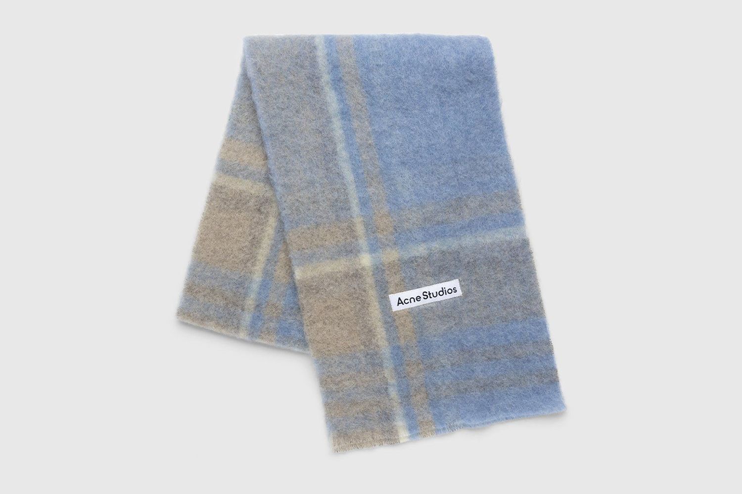 How To Wear a Balaclava Using A Scarf