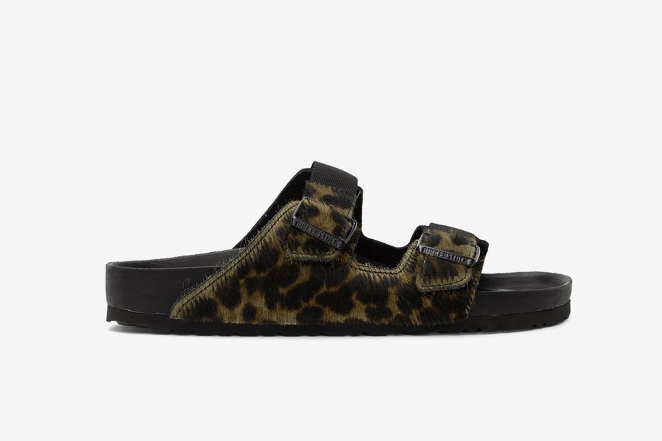 Style Hack: Inviting the Chaos of Power Clashing