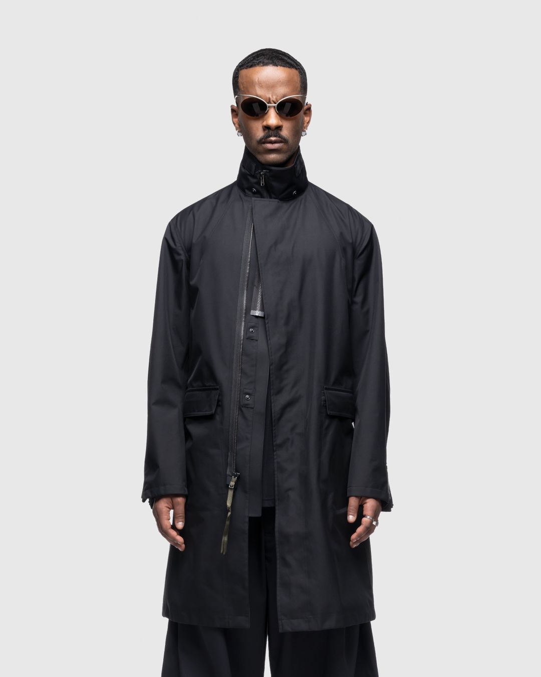 ACRONYM – J103-GTV 2.5L Gore-Tex Coat Black | Highsnobiety Shop