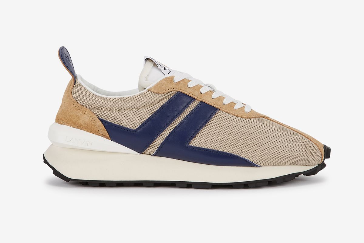 Vintage-Looking Sneakers & Colorways Are Trending, Here’s Why