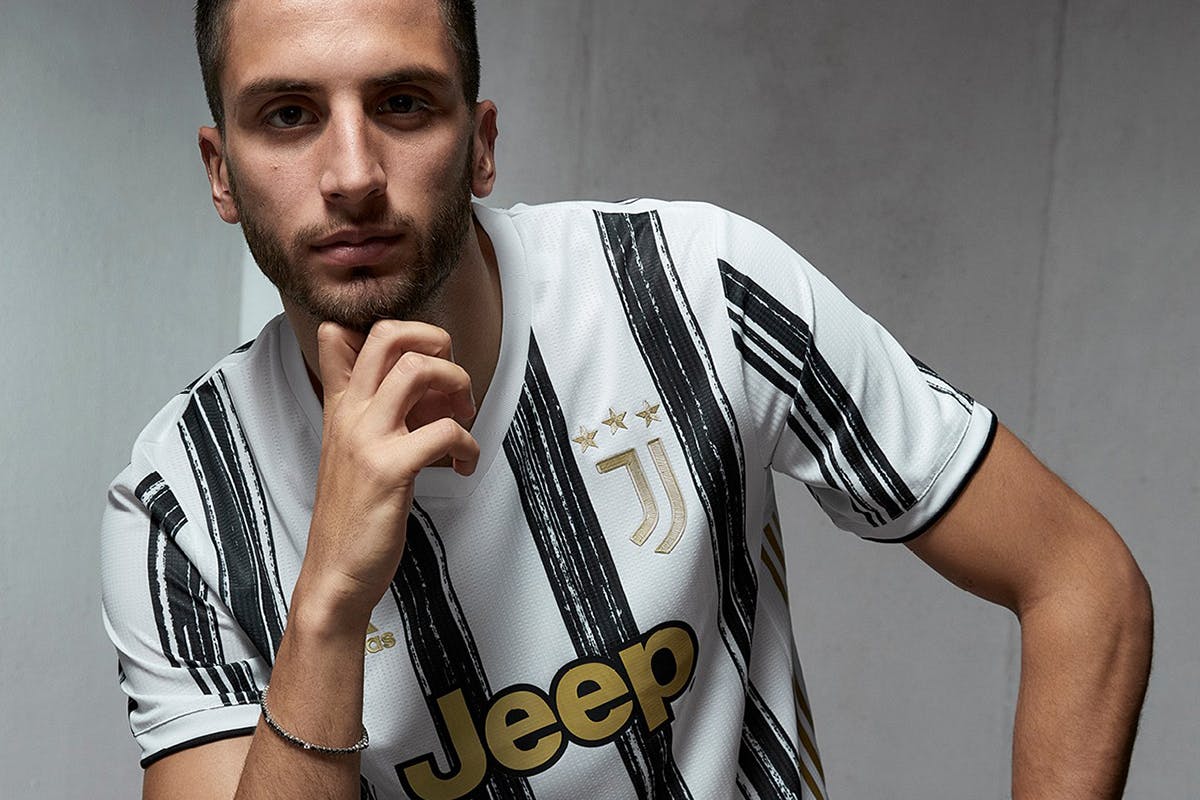 Juventus Unveils New Home adidas Kit