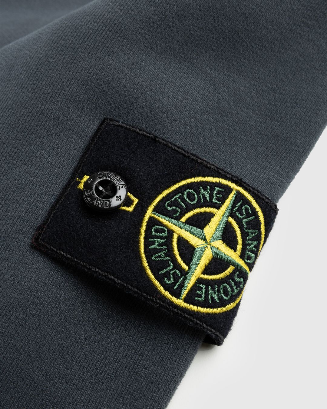 Stone Island – Garment-Dyed Brushed Fleece Crewneck Lead Grey ...