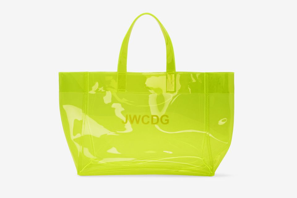 10 Transparent Bags That'll Really Show Off Your Fashion Clout