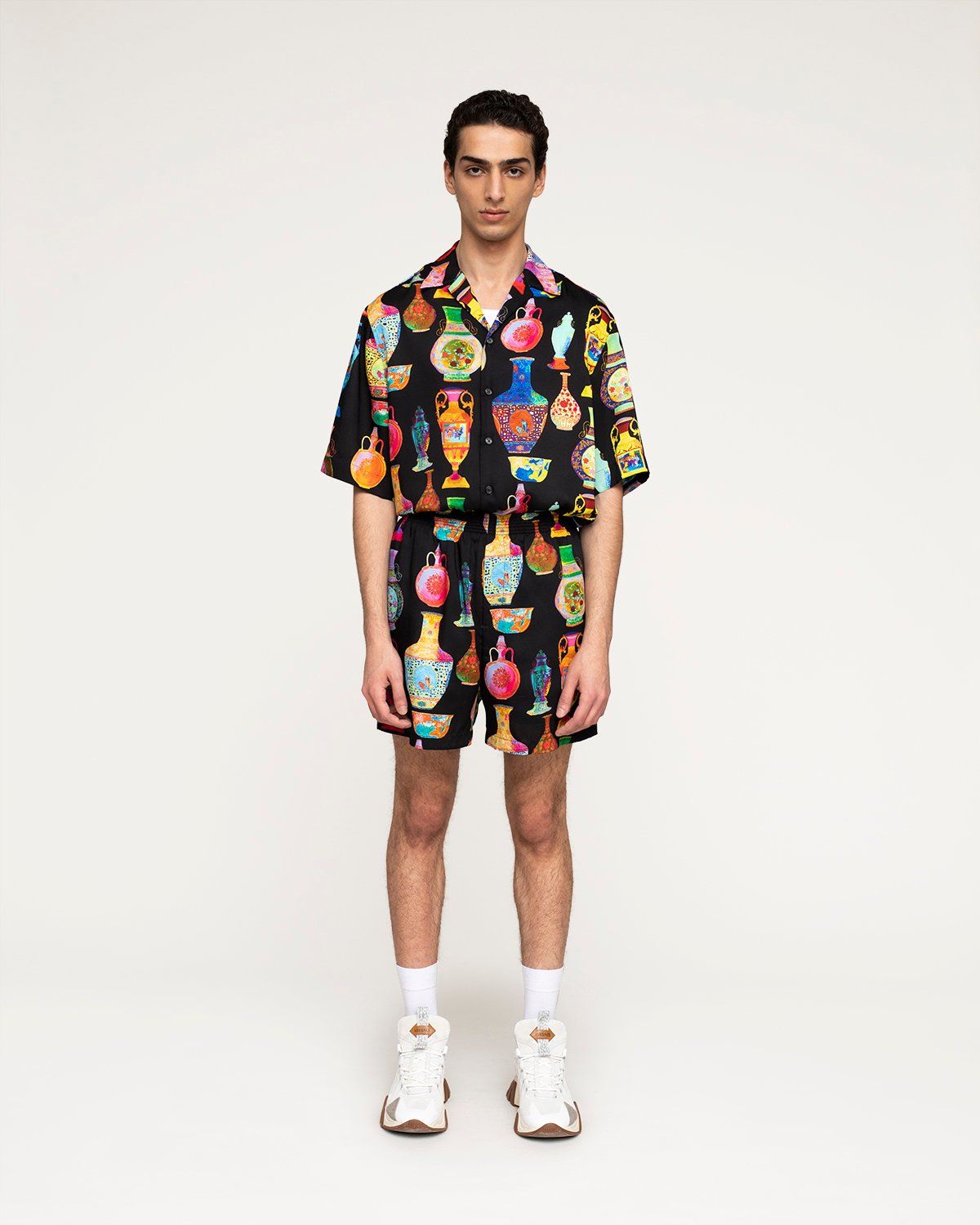 Versace – Shorts Black Multicolour | Highsnobiety Shop