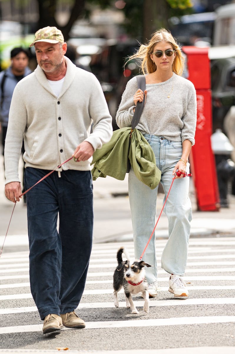 Liev Schreiber Delivers a Lesson in Stylish Dog-walking