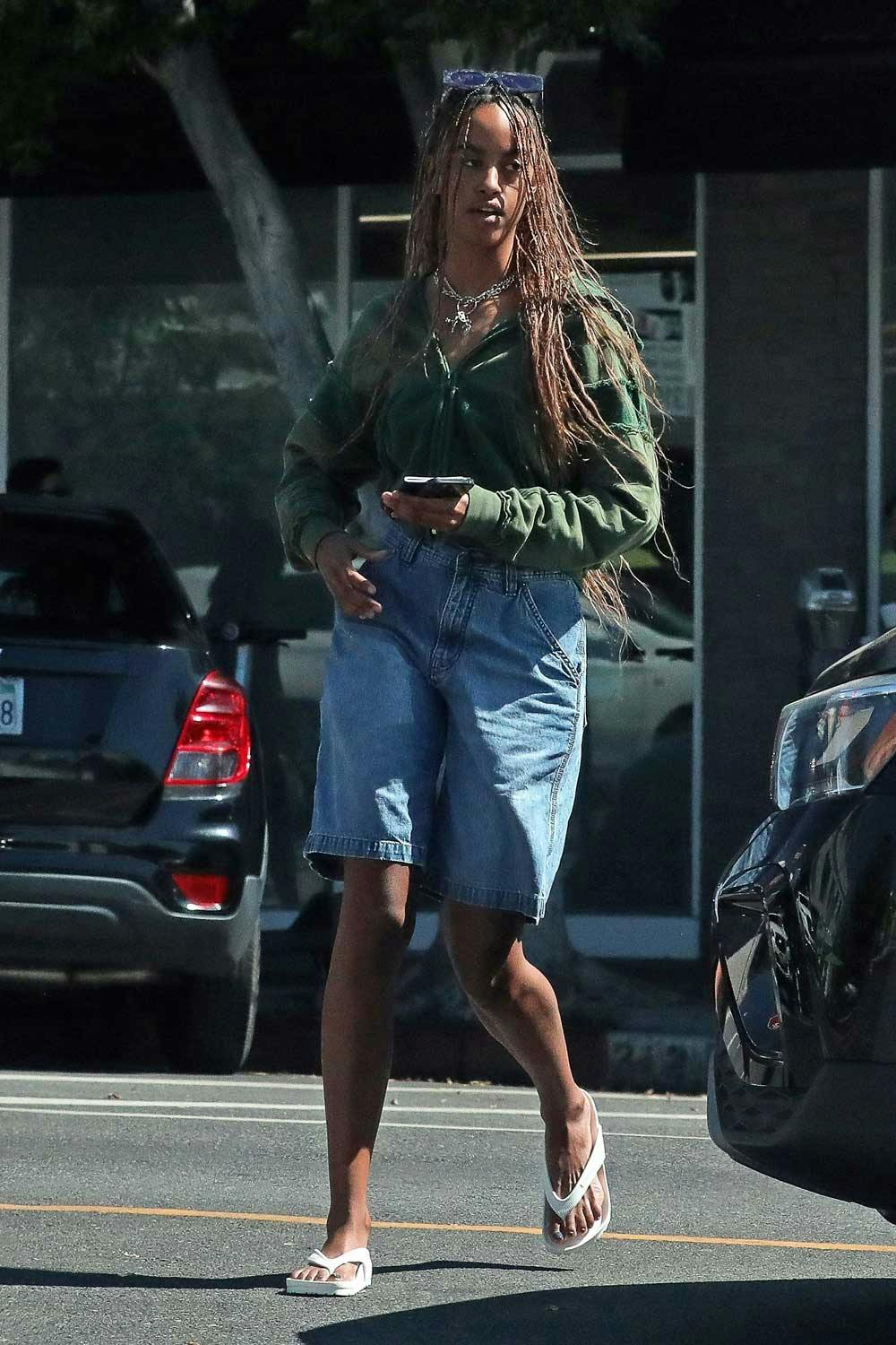 Malia & Sasha Obama Epitomize Gen Z Style in Jorts, Cottagecore