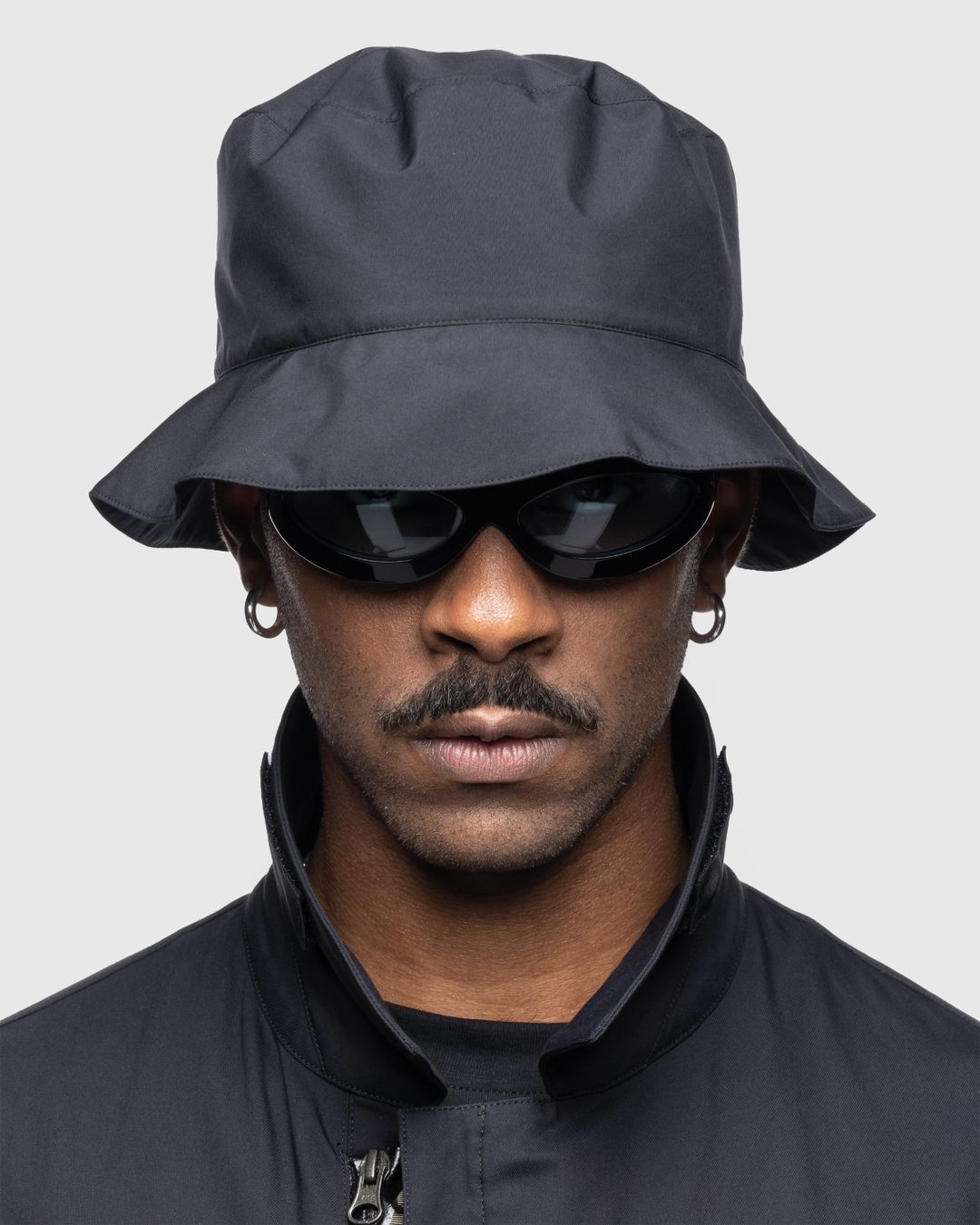 ACRONYM – FC3-WS 2L Gore-Tex Infinium Field Cover Black | Highsnobiety Shop