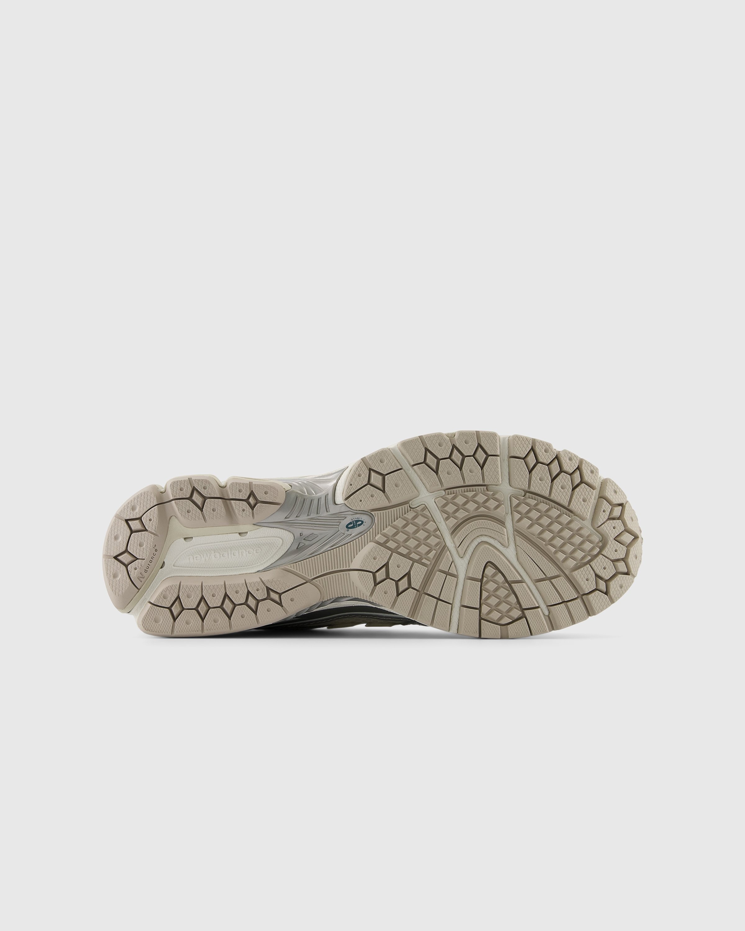 New Balance – 1906 REE Silver Metallic | Highsnobiety Shop