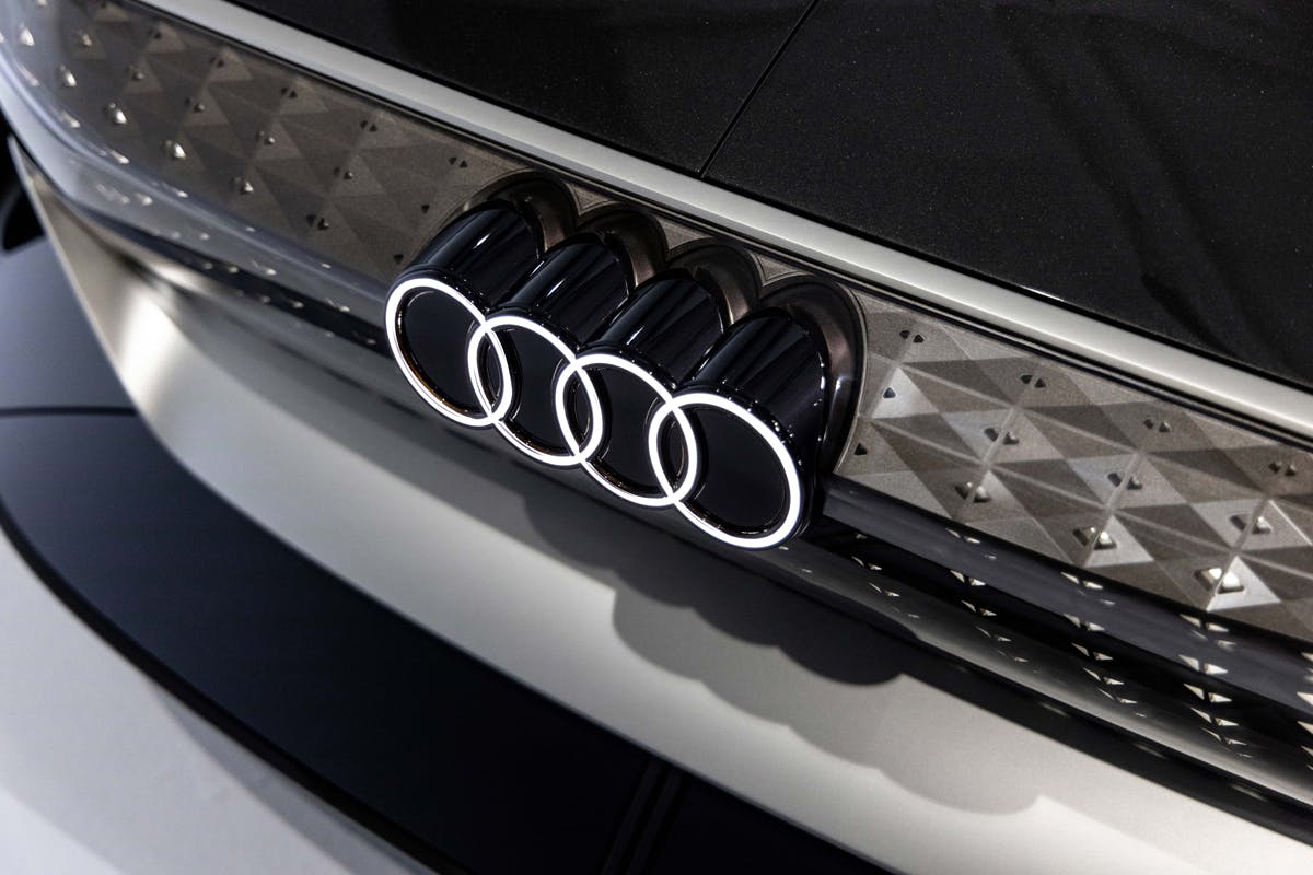 Audi's Skysphere Concept Car Is a Self-Driving Shapeshifter