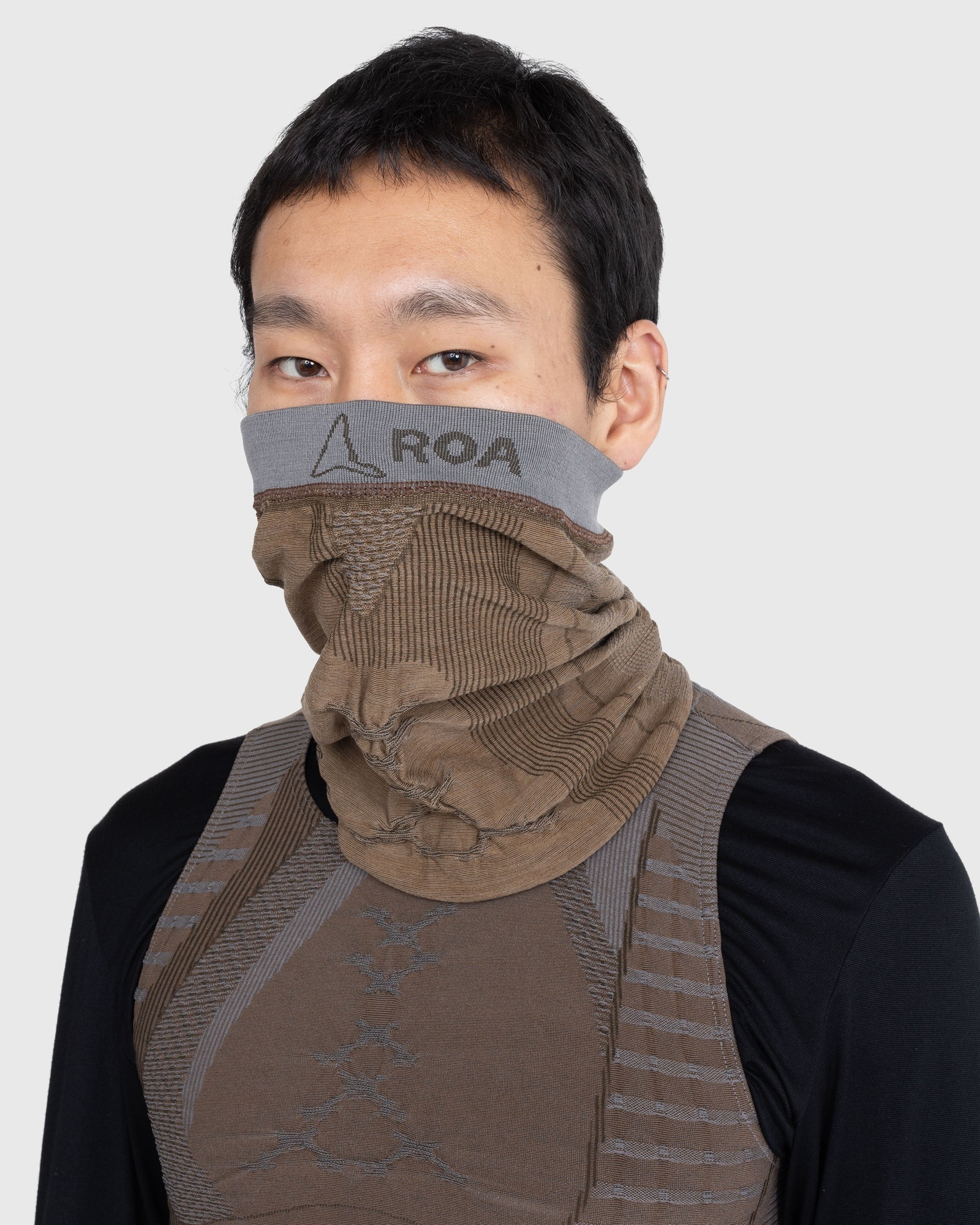 {{Brand}} – Neck Gaiter 3D Beige | Highsnobiety Shop