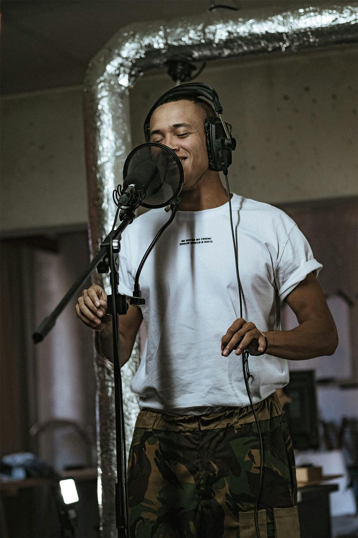 Rapper Kelvyn Colt Has Some Valuable Advice for Upcoming Artists