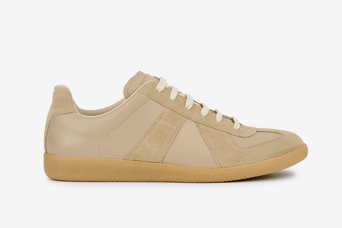 Vintage-Looking Sneakers & Colorways Are Trending, Here’s Why