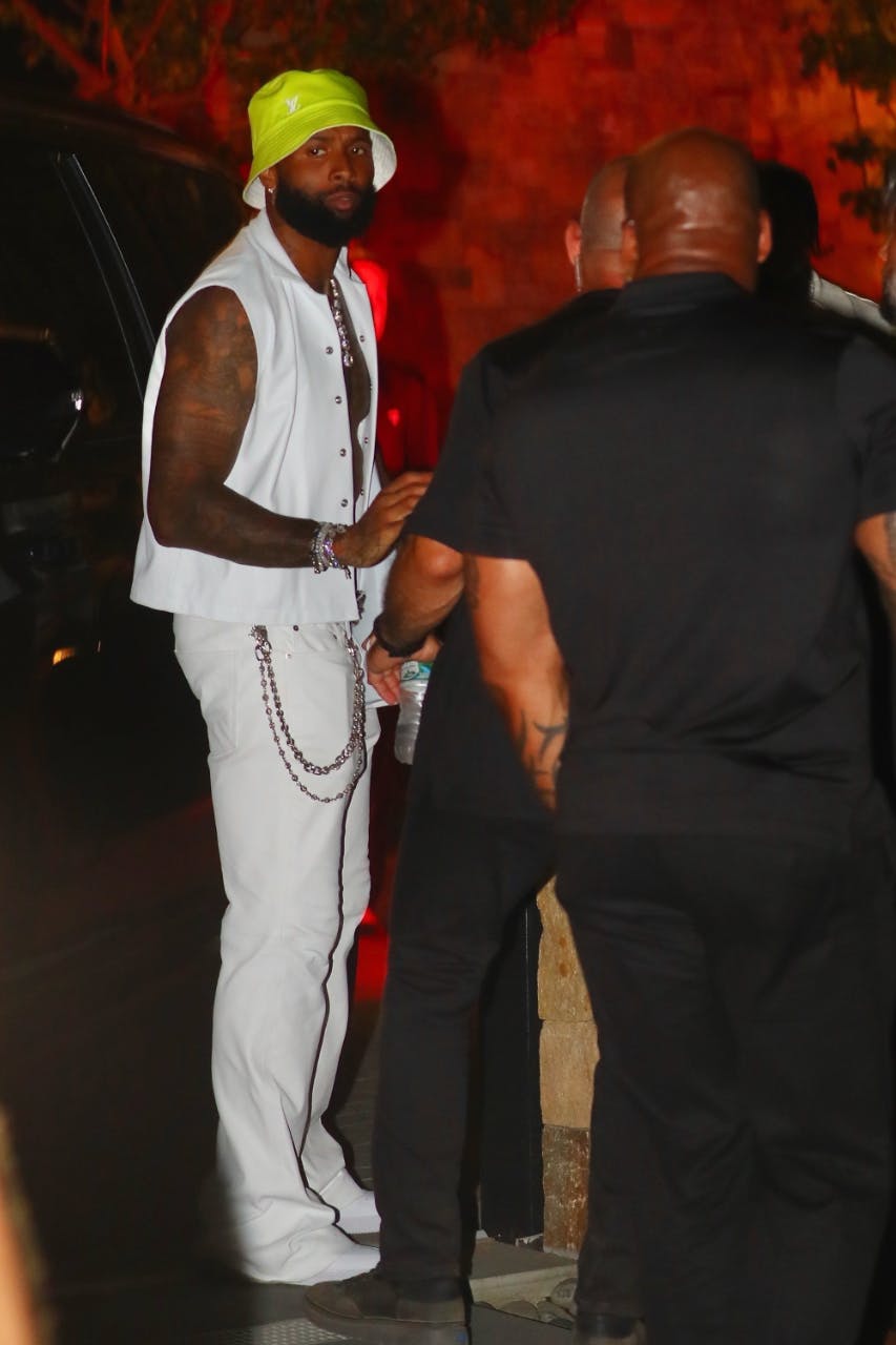 Ranking the Best All-White July 4 Party 'Fits: JAY-Z, Kim K, J.Lo