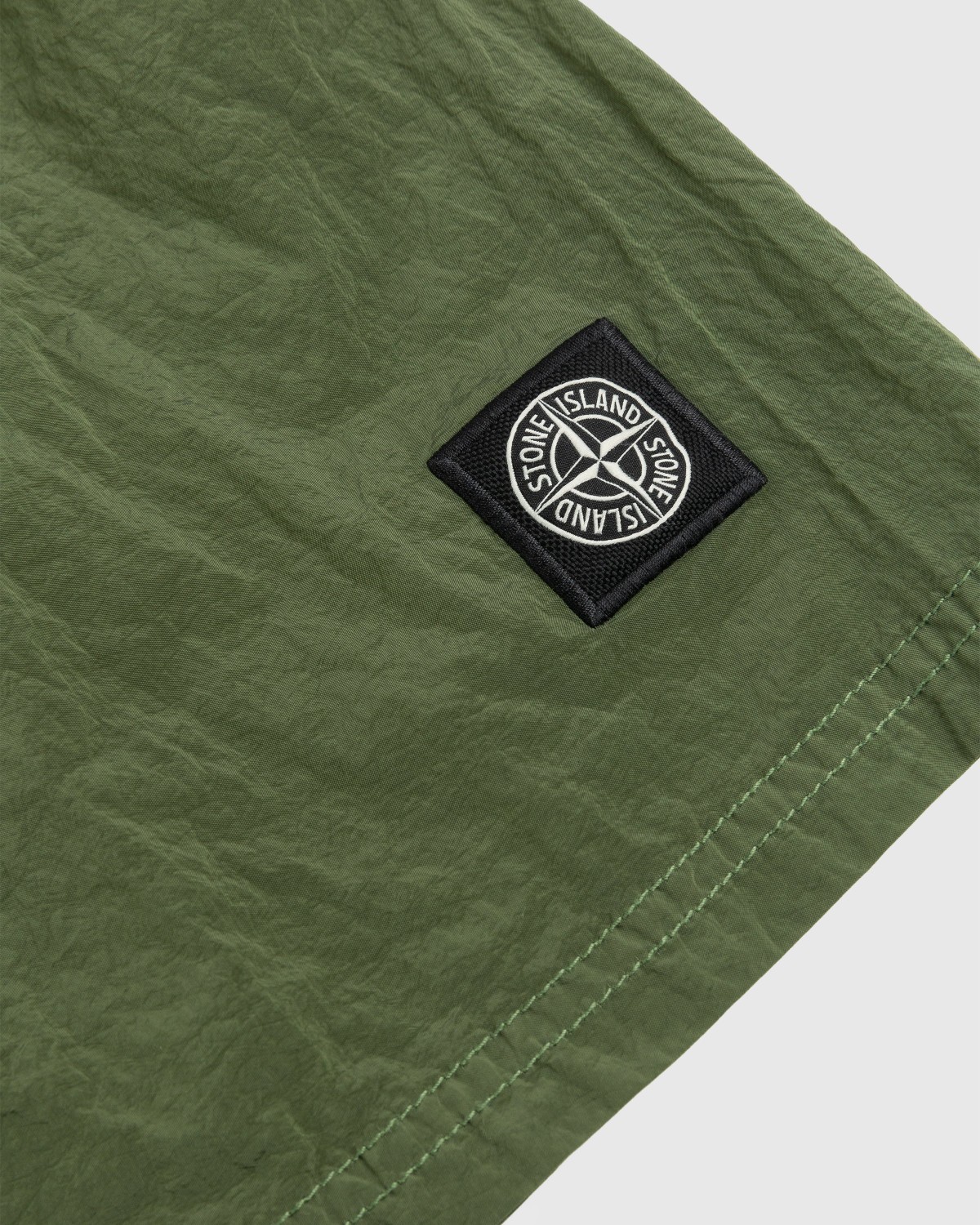 Stone Island – Short Green B0943 | Highsnobiety Shop