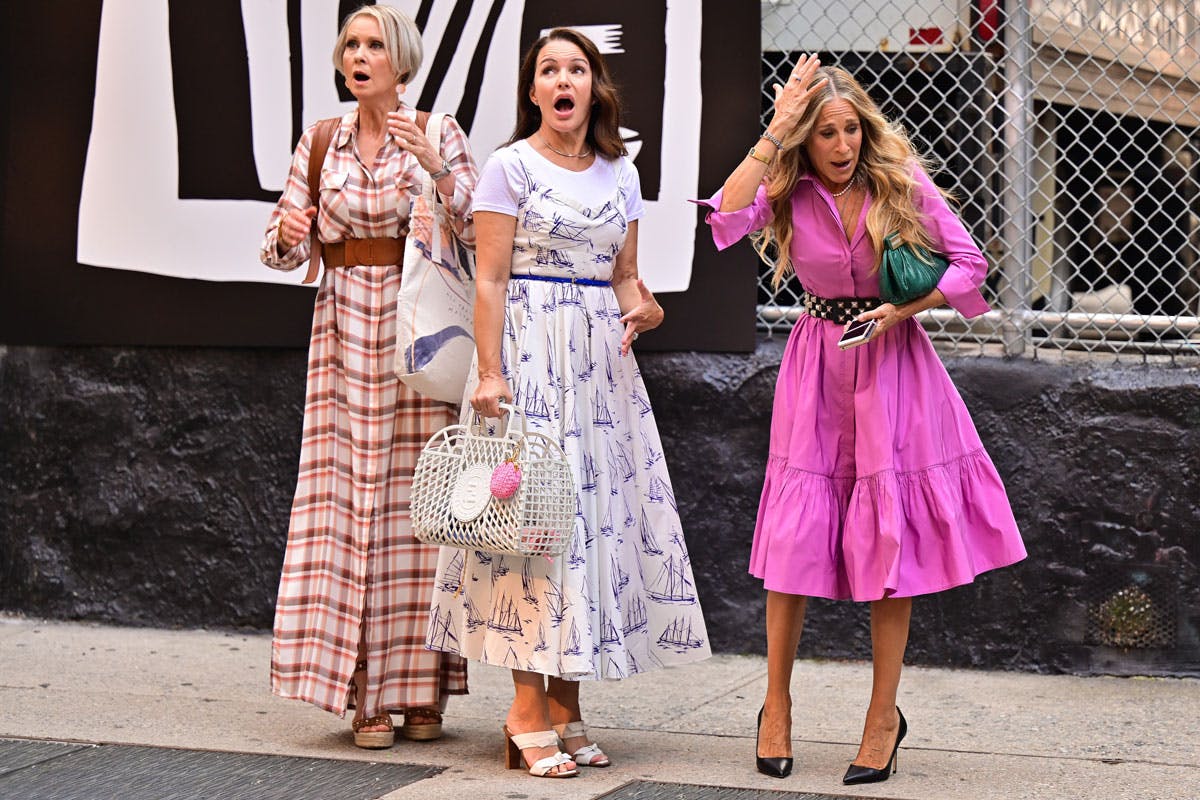 'And Just Like That' Reboots Carrie Bradshaw's Wild Style