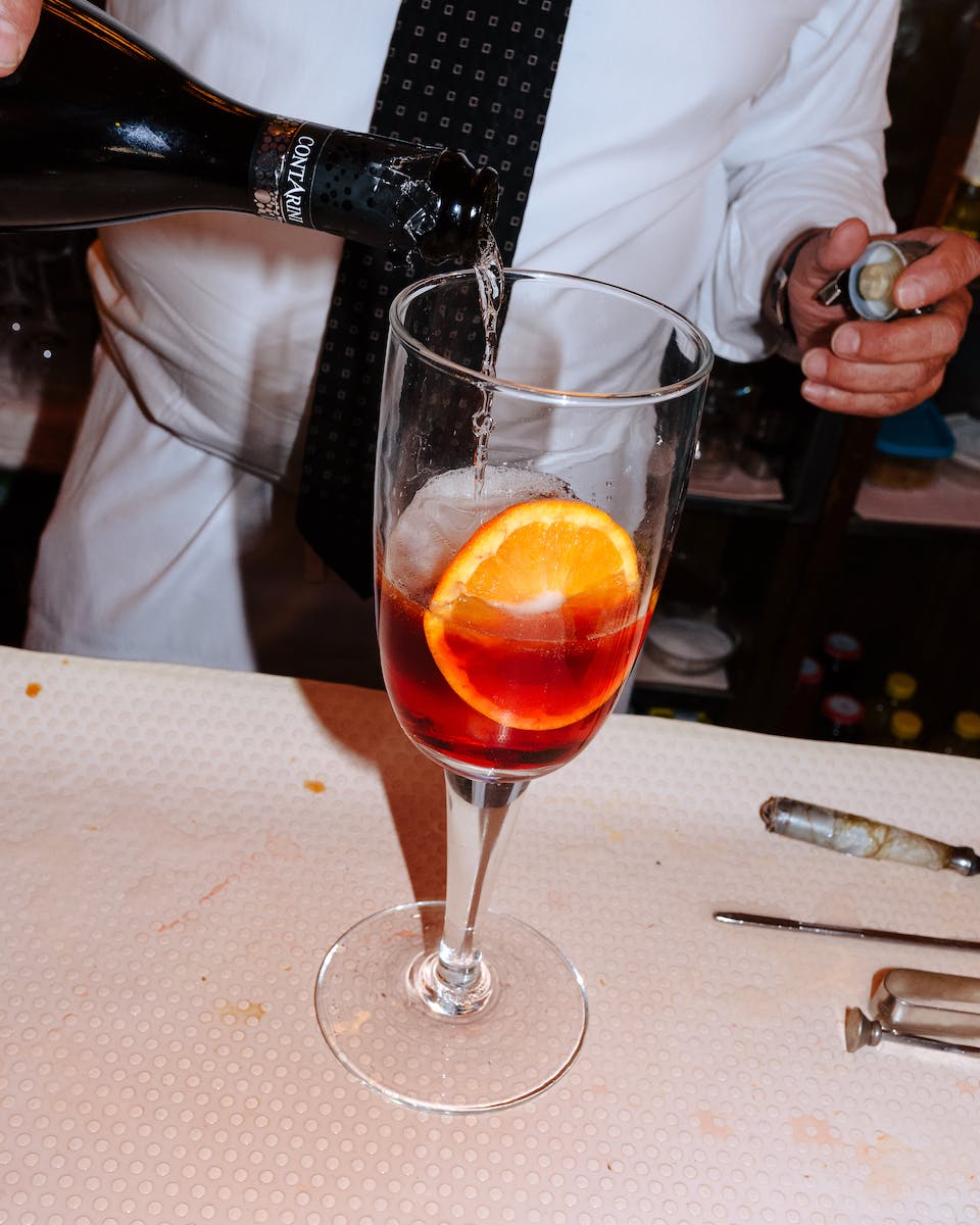 How To Make a Negroni Sbagliato According to Bar Basso