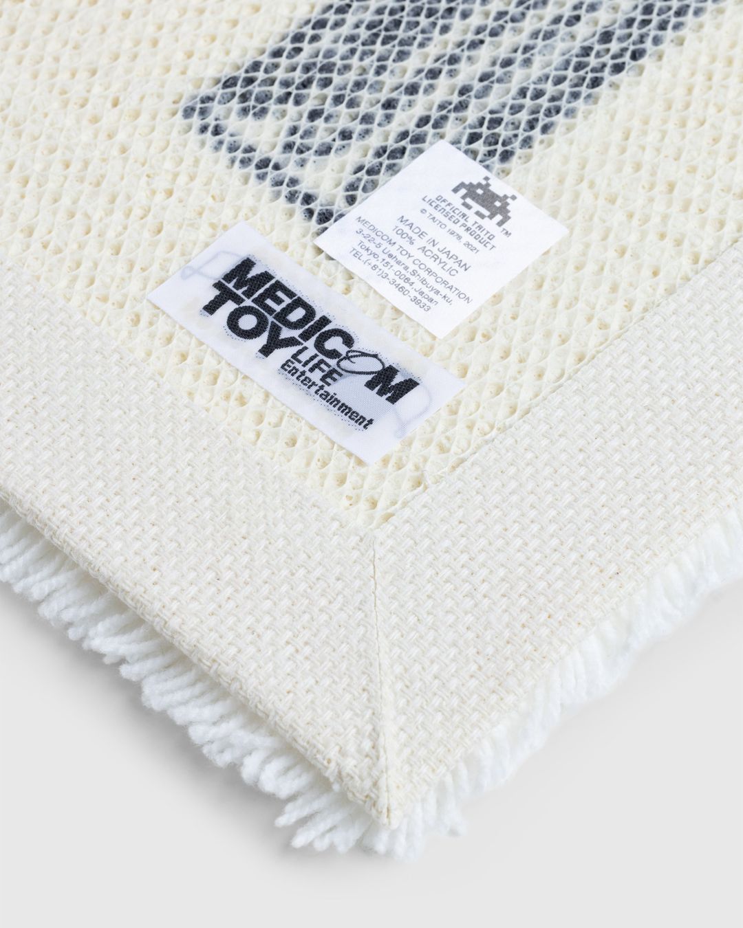 Medicom – Pac-Man Rug Multi | Highsnobiety Shop