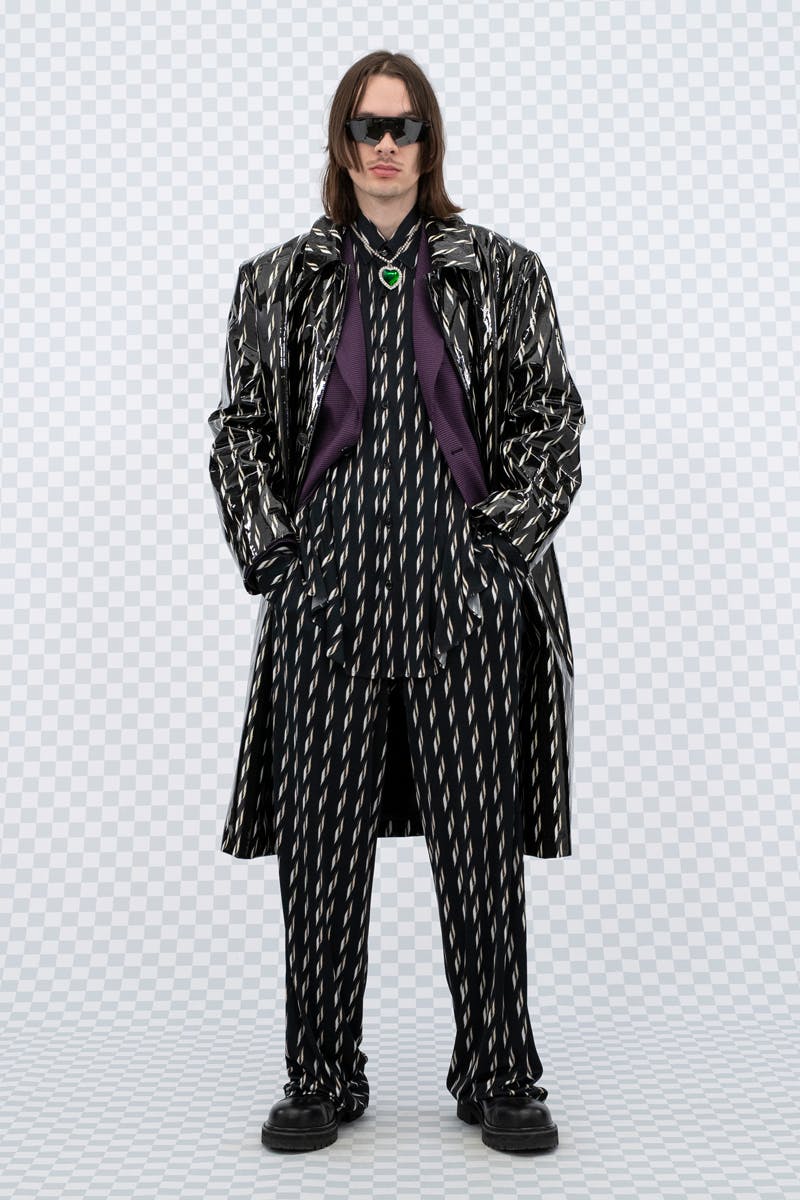 Vetements Spring/Summer 2022 Collection Lookbook