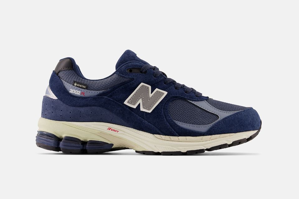 Dad Sneakers: 9 of the Best New Balance Dad Shoes For This Summer