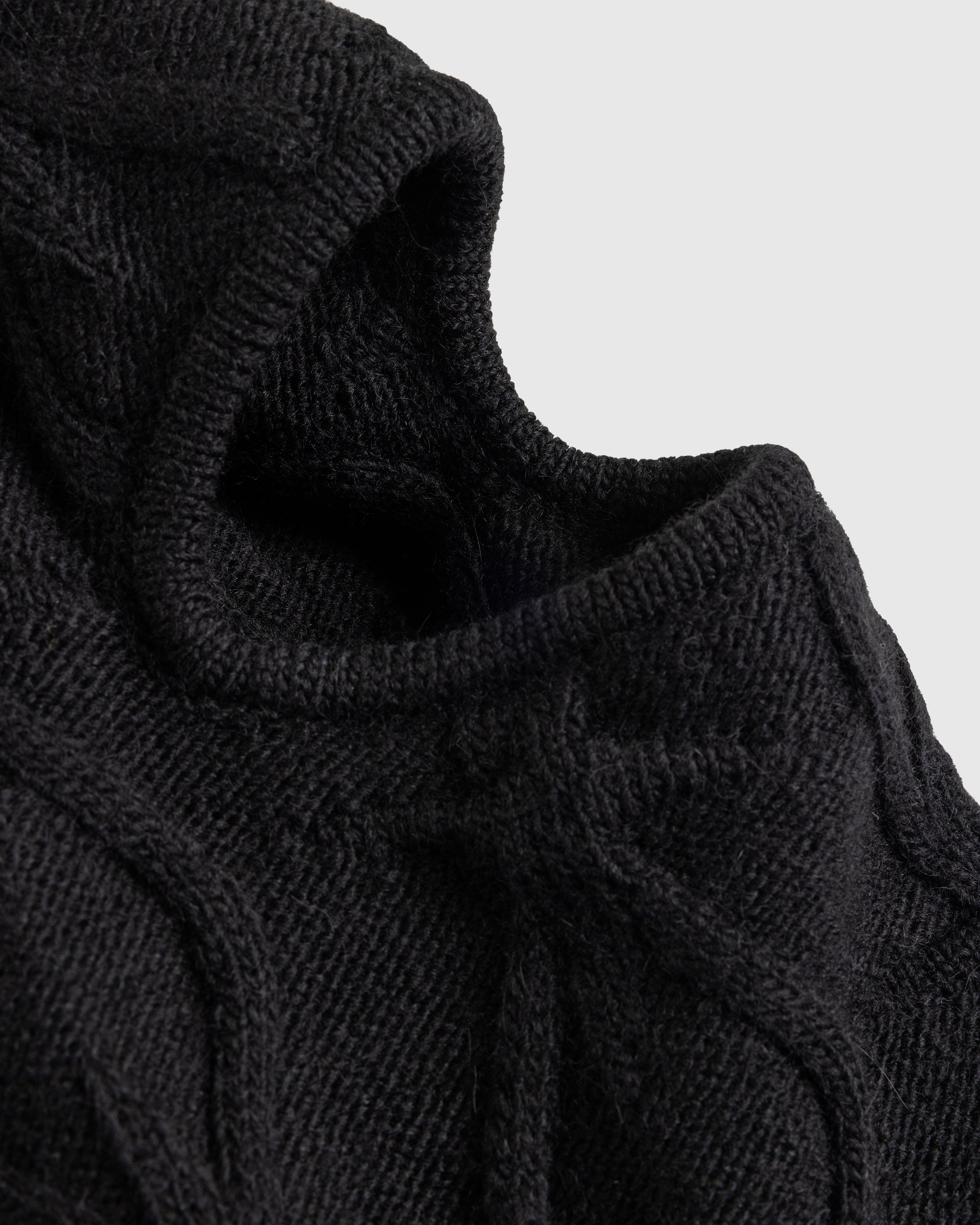 THAMES MMXX. – Starlink Bally Black | Highsnobiety Shop