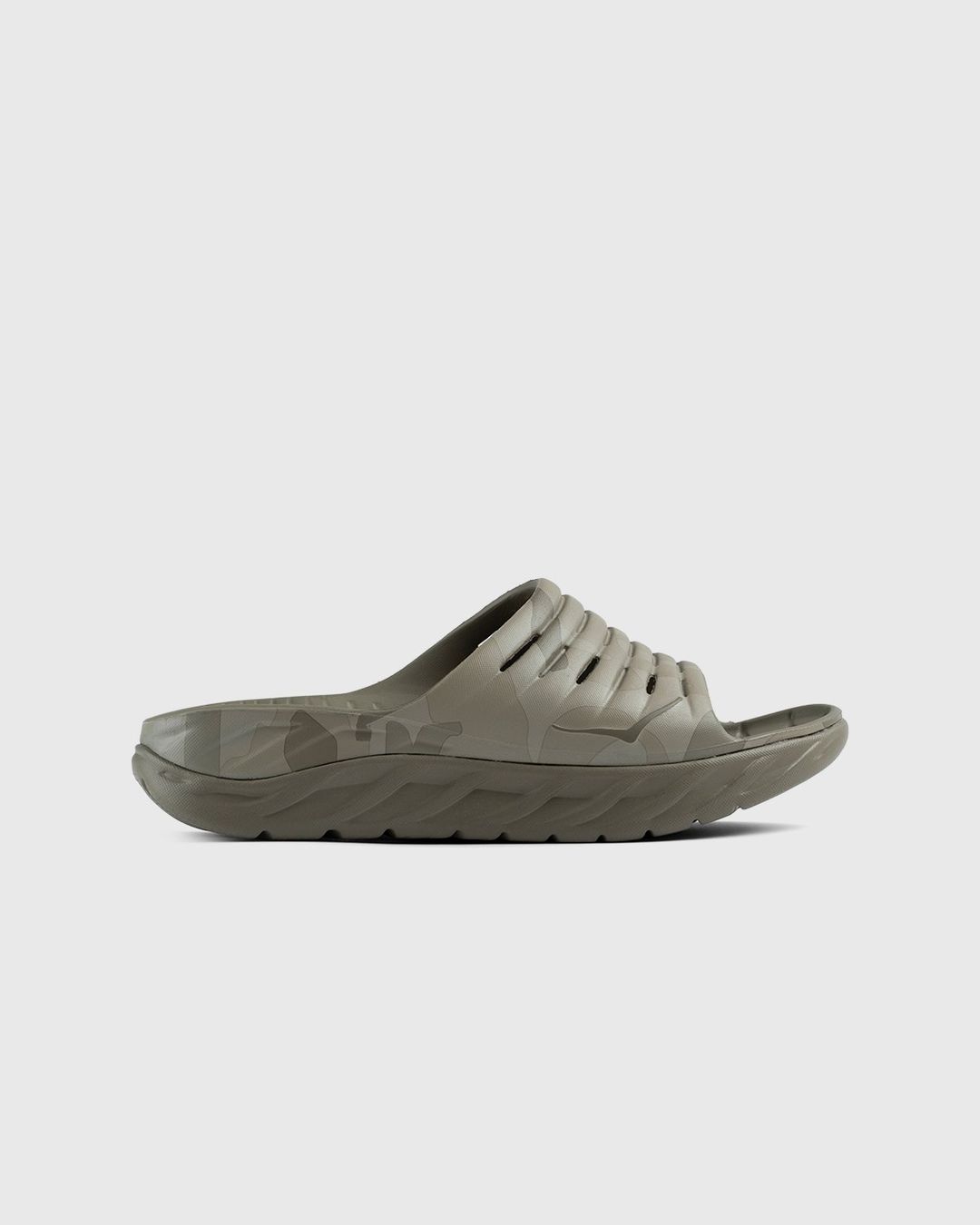 HOKA – ORA Recovery Slide Dune / Oxford Tan | Highsnobiety Shop