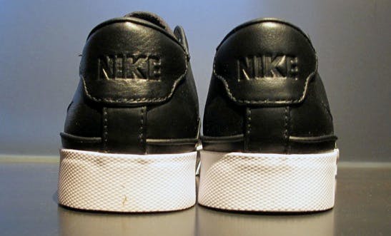 Nike Pepper Low - Black