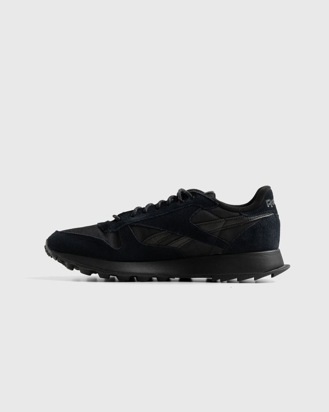 Reebok – LX2200 Black | Highsnobiety Shop