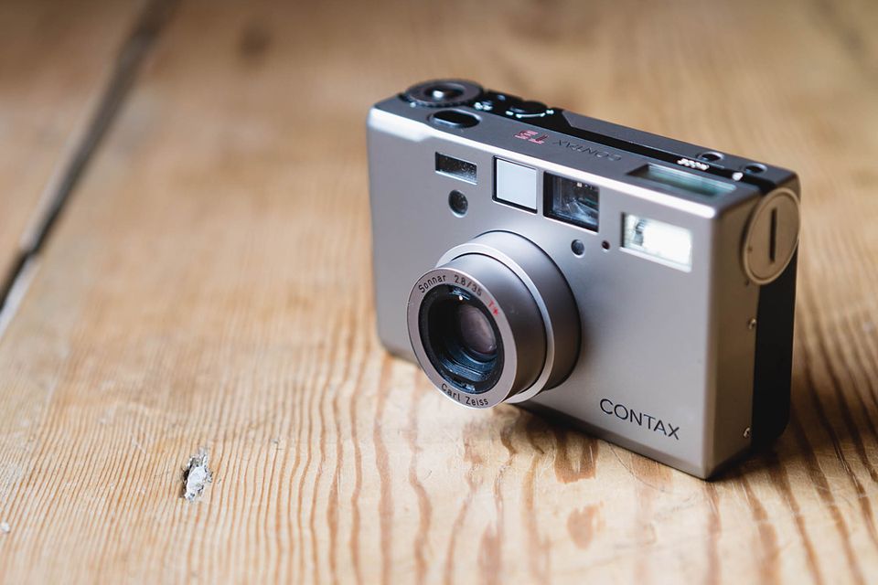6 Compact Cameras that Beat Snapping On Your Phone Every Time