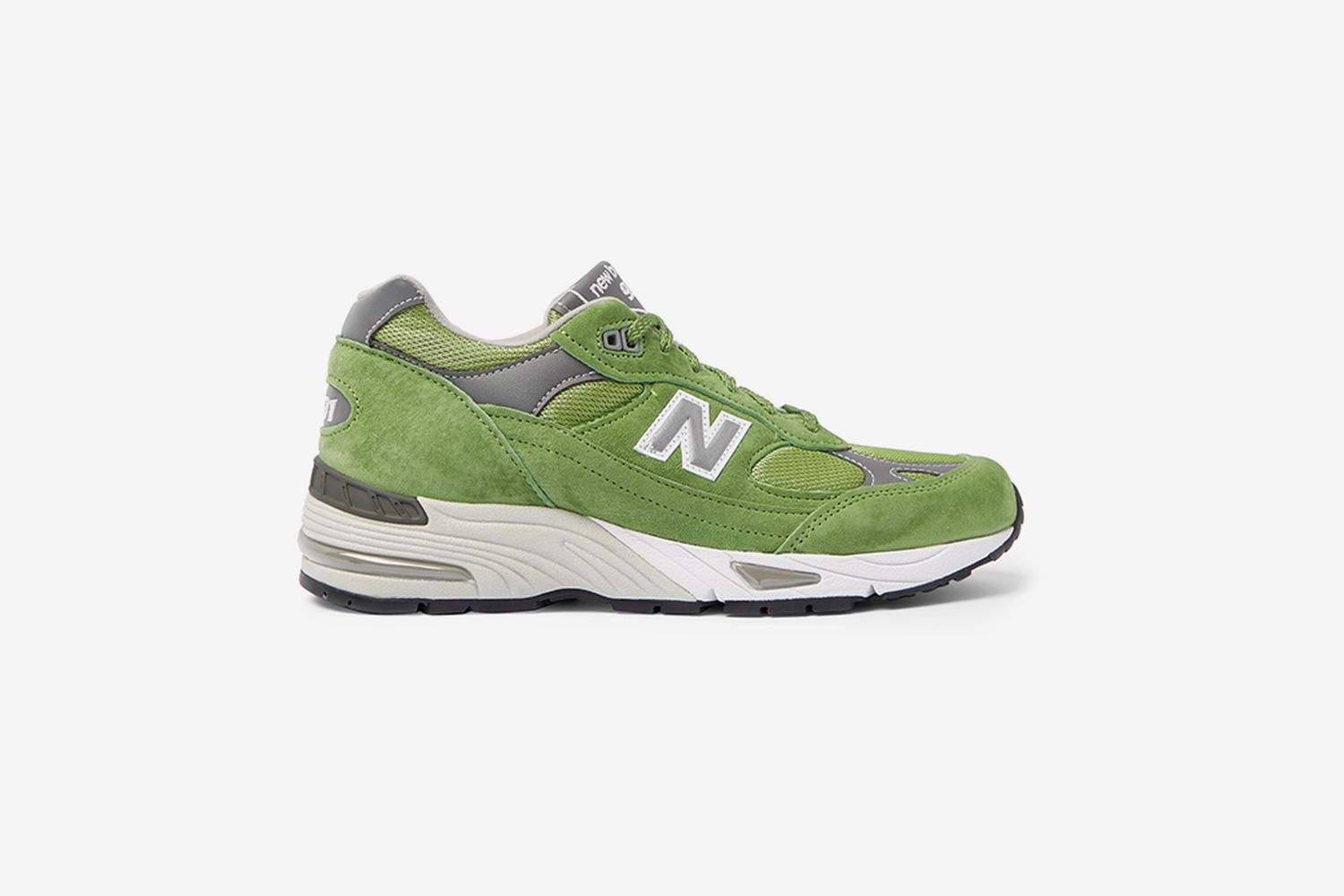 3 Classic New Balance Sneakers & How Instagram Is Styling Them