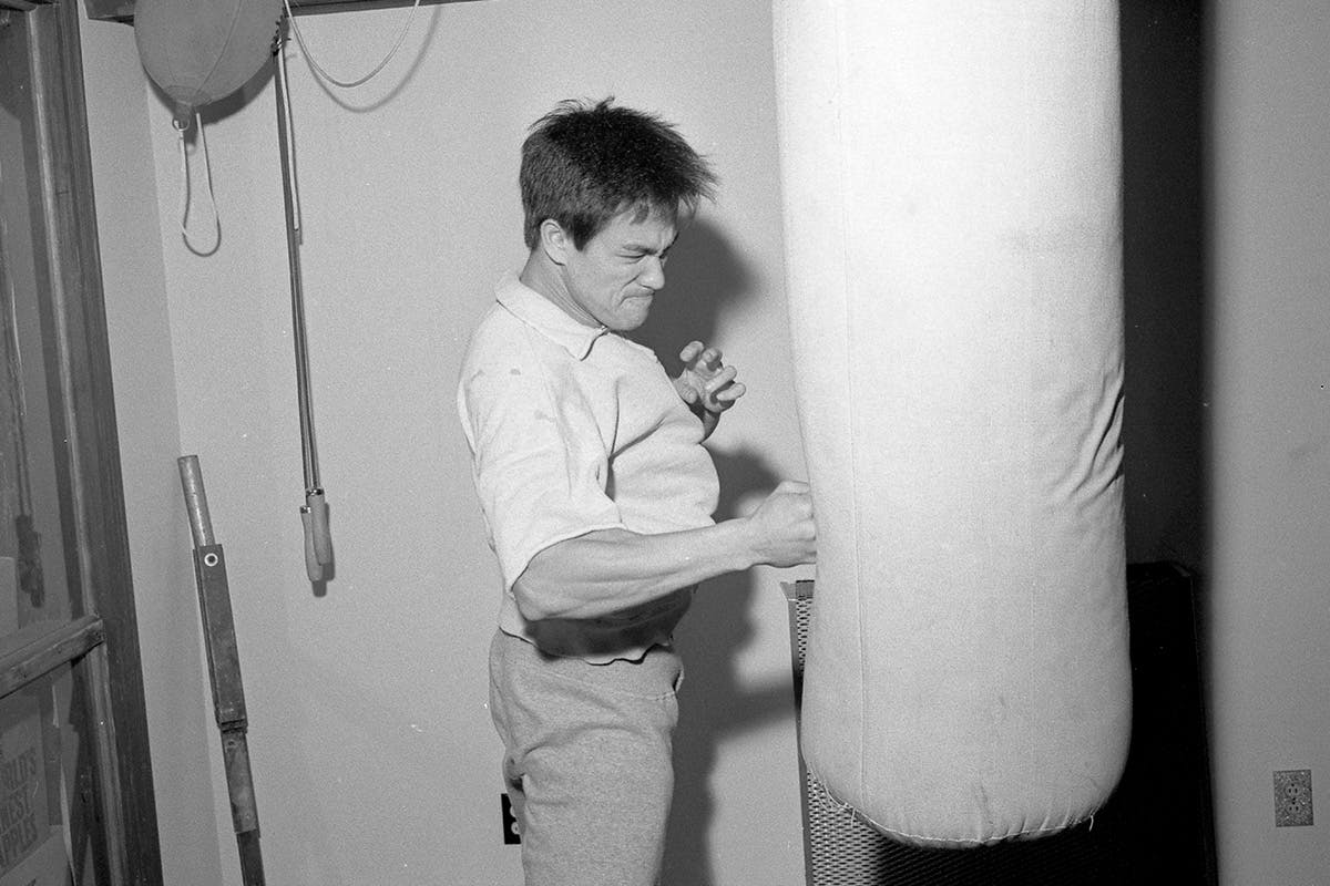 Brad Pitt 'Fight Club' Body: Here Are His Workout & Diet Tips