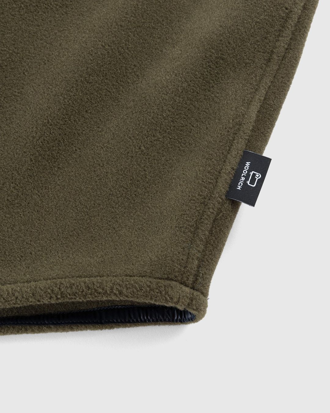 Woolrich – Fleece Stag Shirt Olive | Highsnobiety Shop