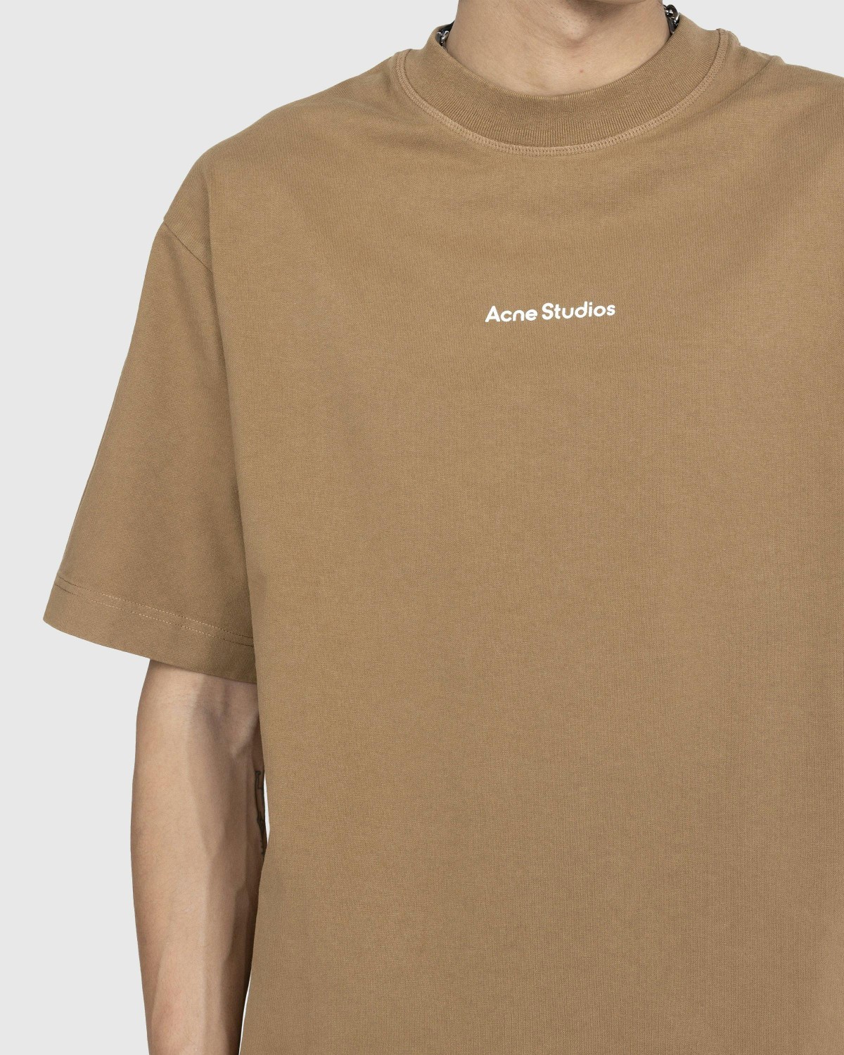 Acne Studios – Logo T-Shirt Mud Beige | Highsnobiety Shop