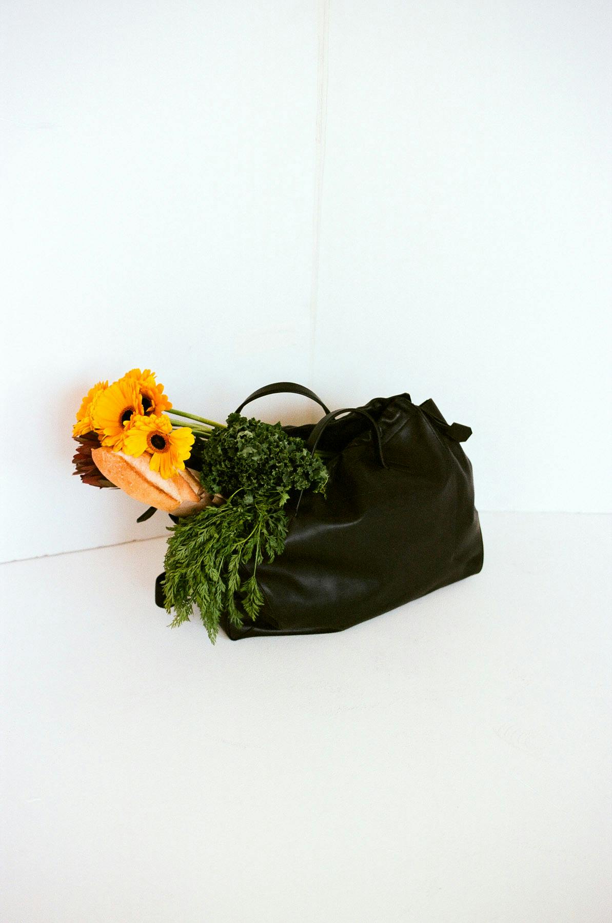 Artist Bryant Giles Takes Hermès’s Timeless Bags for a Spin