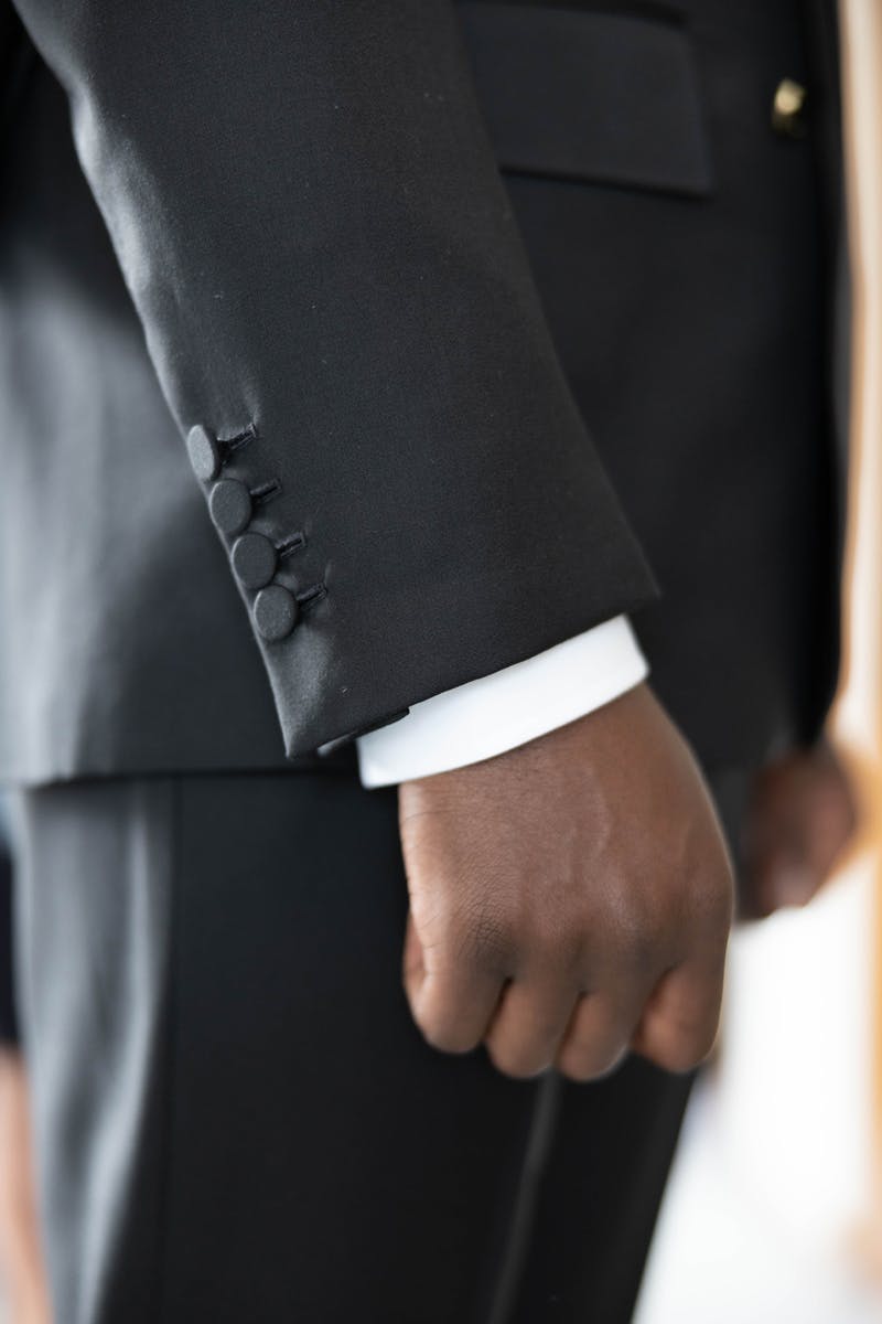 Damson Idris's Met Gala 2022 Dunhill Outfit Honors Sidney Poitier