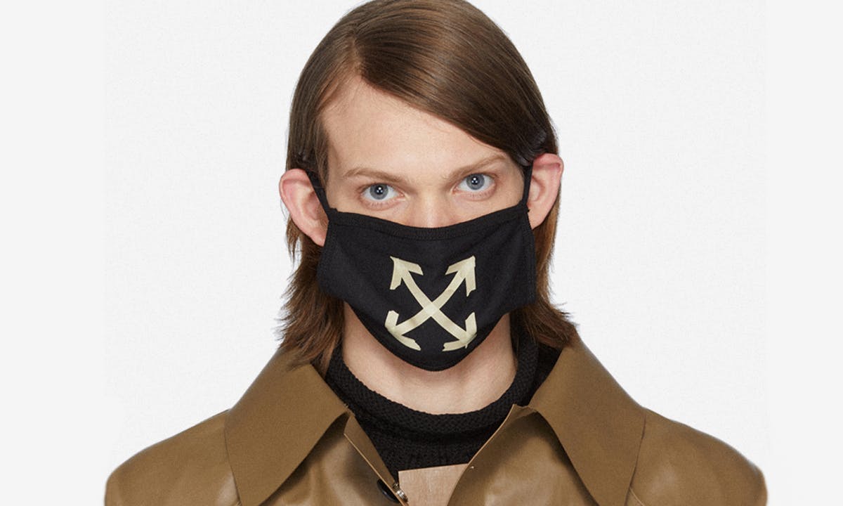 The Off-White™ Arrow Facemask Is Officially the Hottest Men's Product ...
