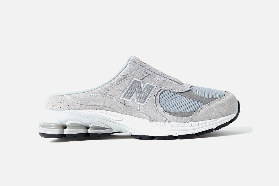 Heels Out for Spring. Shop Our Favorite Mules for Men