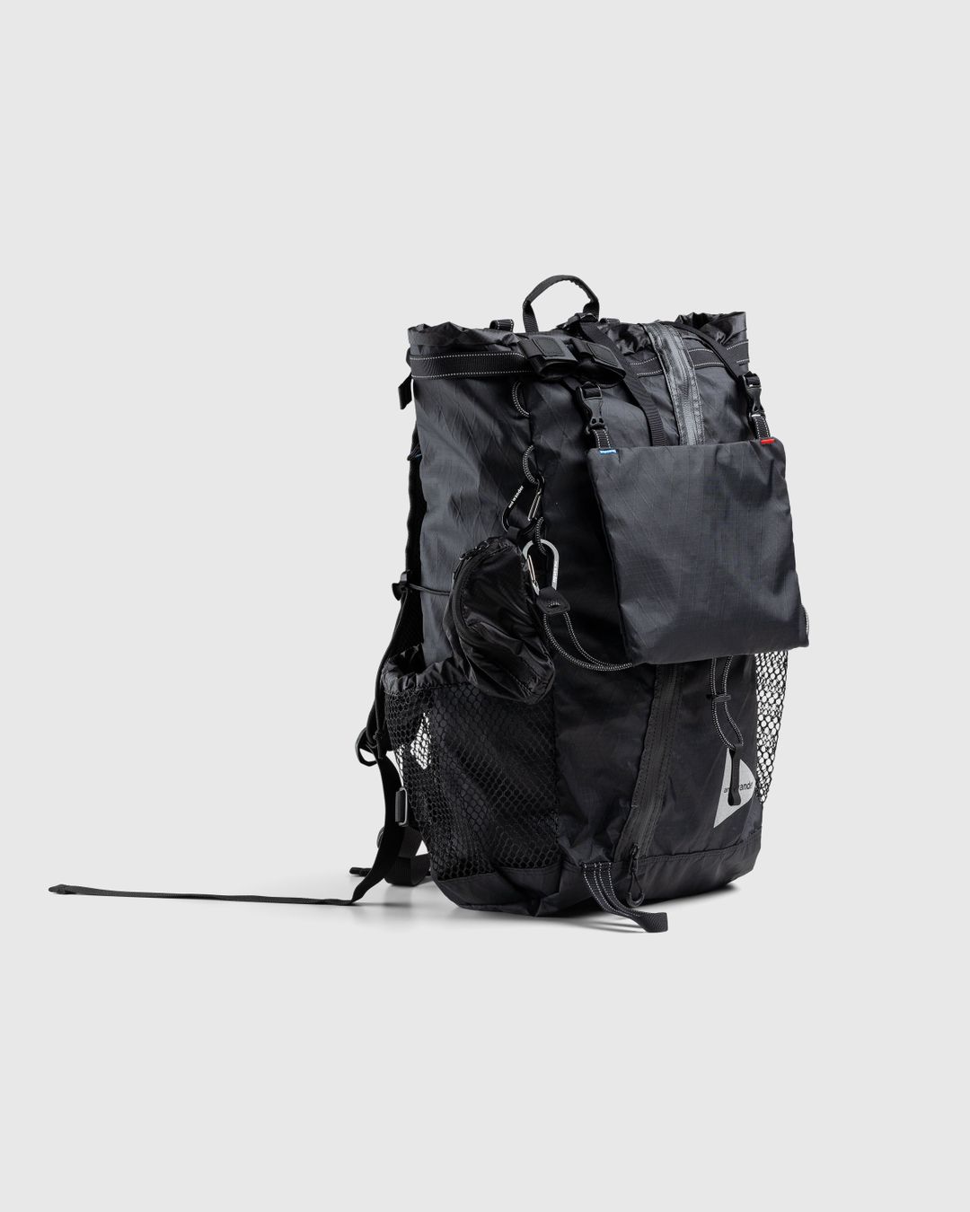 And Wander – X-Pac 30L Backpack Black | Highsnobiety Shop
