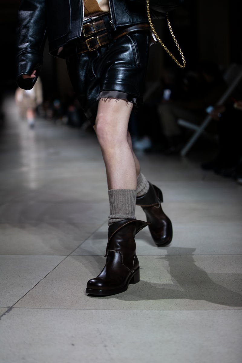 Distressed, Worn-Out Clothing Trends for Fall/Winter 2022