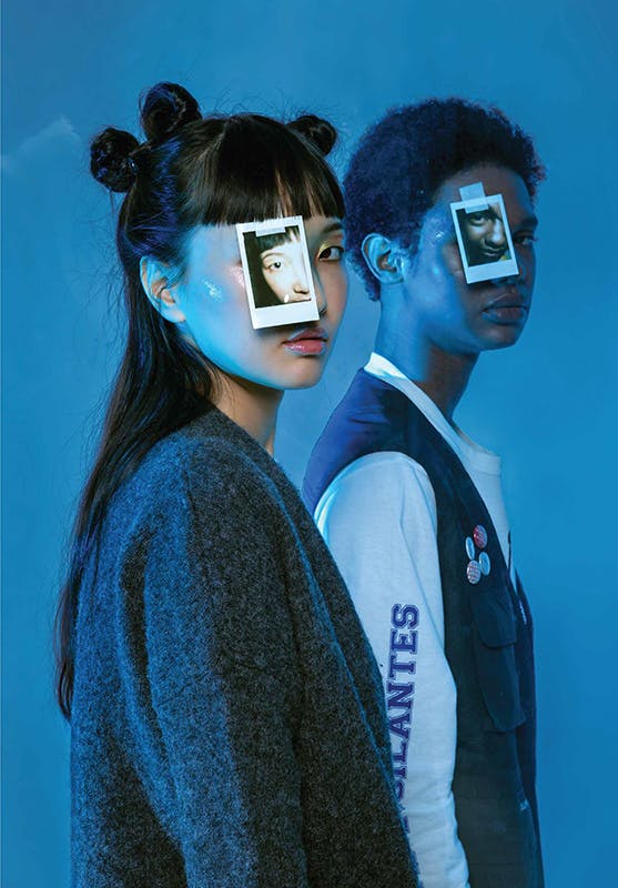 NIION Drops New See-Through Bags for SS19