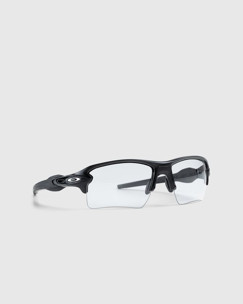 Oakley – Flak 2.0 XL Clear Photochromic Lenses Matte Black Frame ...