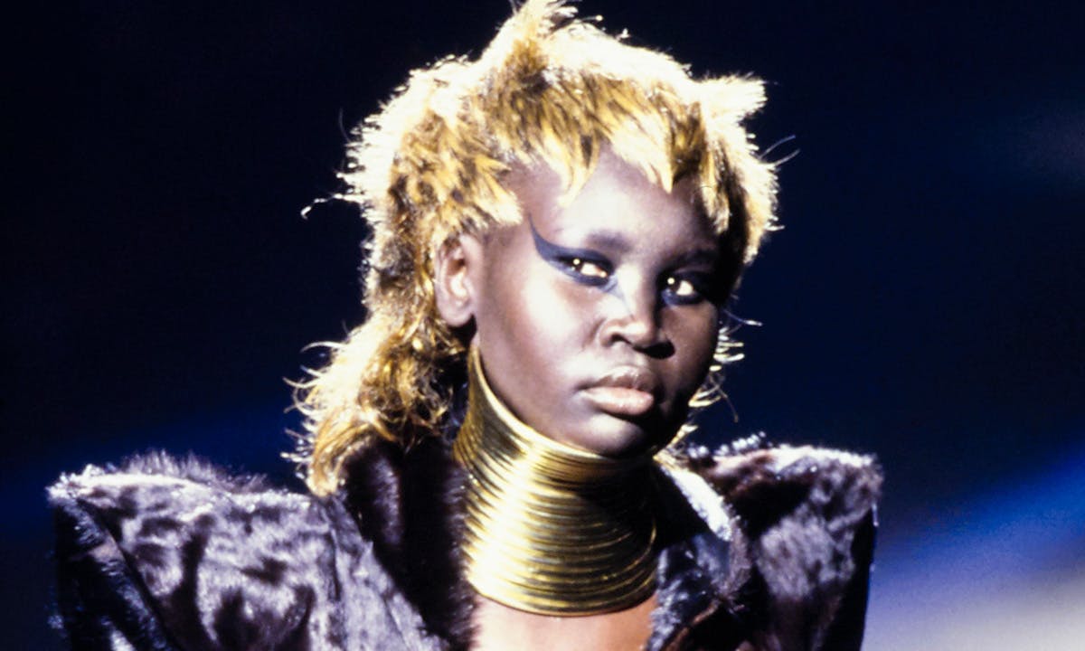 How Shaun Leane Redefined Runway Jewelry