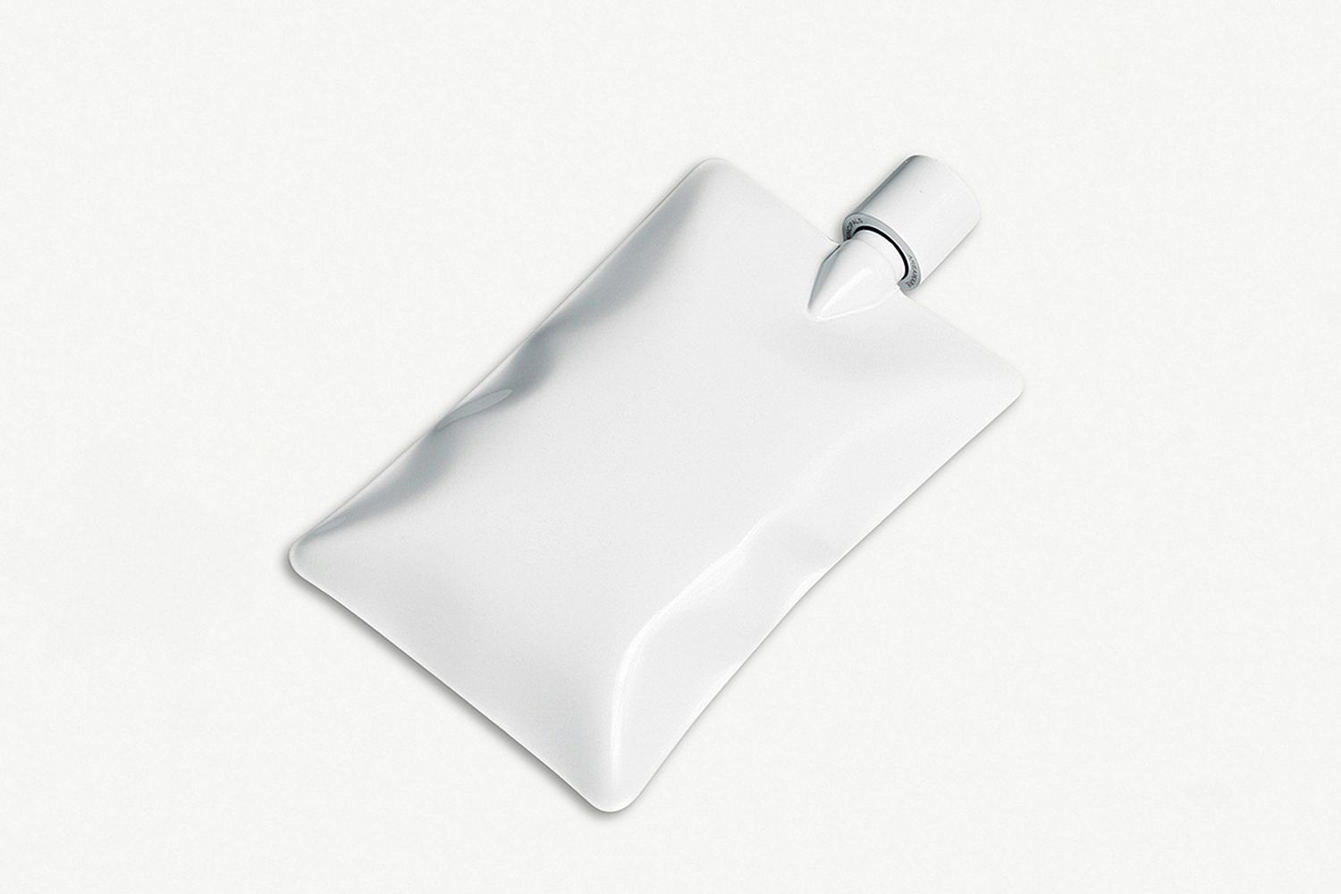 8 of the Coolest Reusable Water Bottles to Ditch Plastic